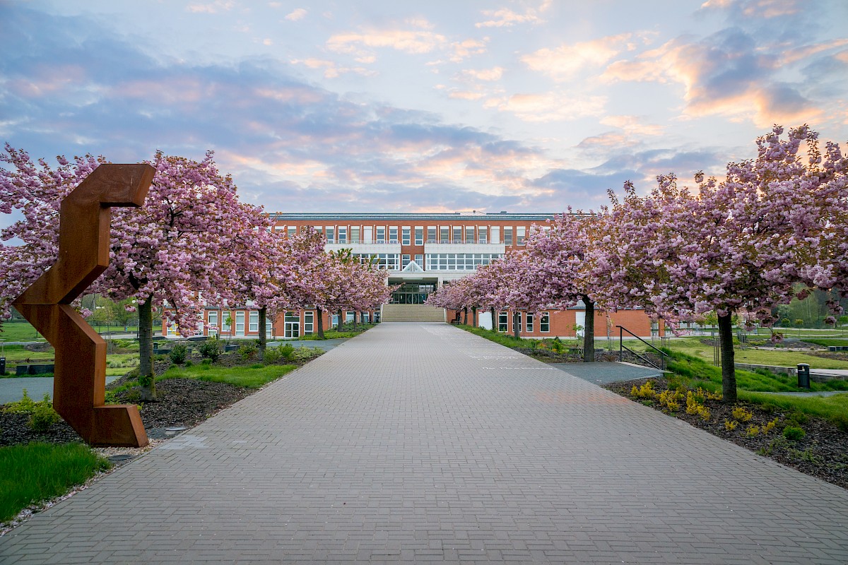 Study UHK | About UHK